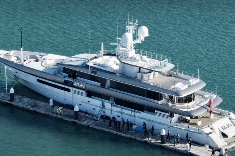 タイ当局、国際的詐欺＆マネロン組織に関連する高級ヨット「ATLAS」を拿捕。 | タイニュース・クロスボンバー（X-bomber Thailand）
